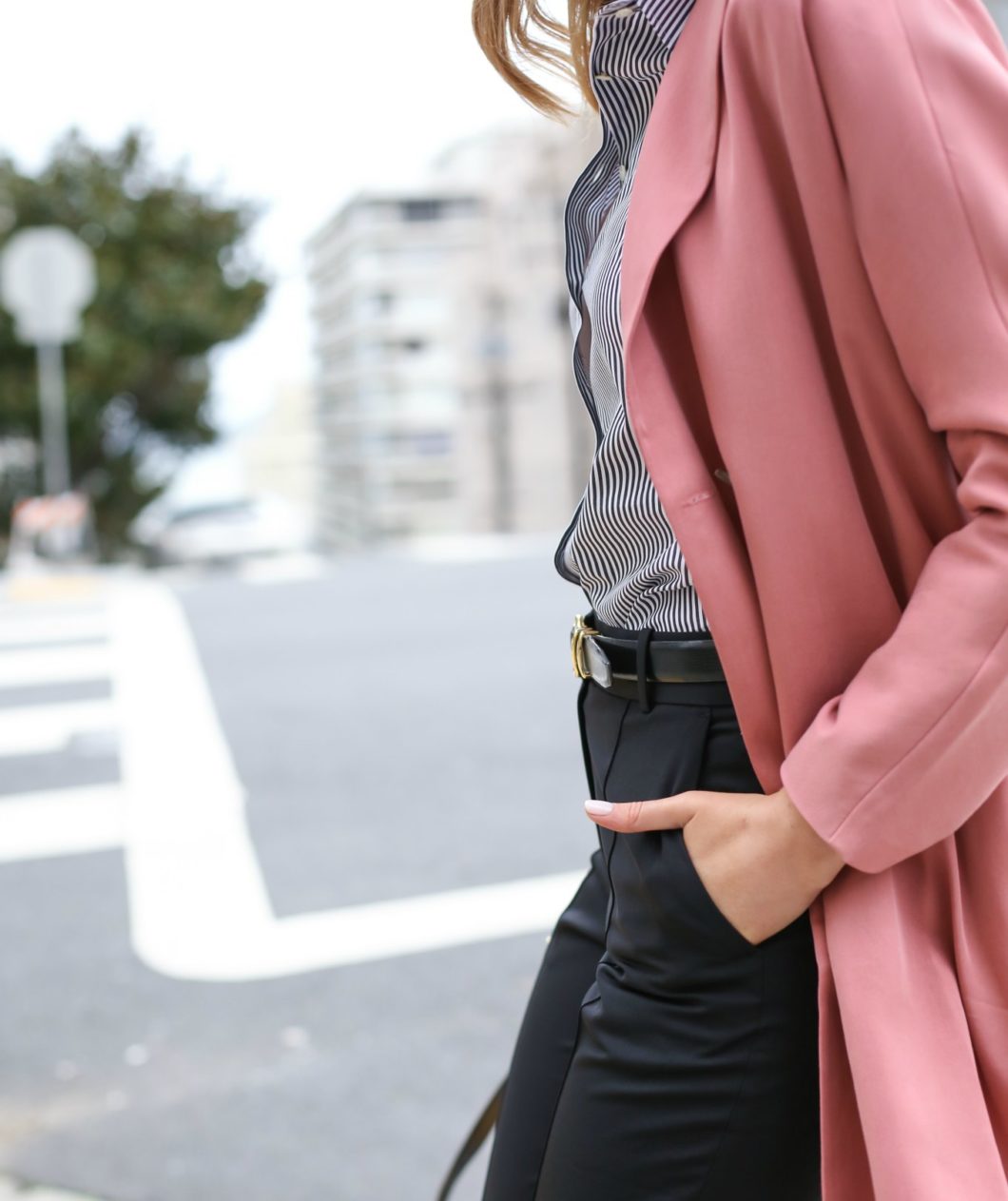 The Perfect Black Cropped Pants - MEMORANDUM | NYC Fashion & Lifestyle ...
